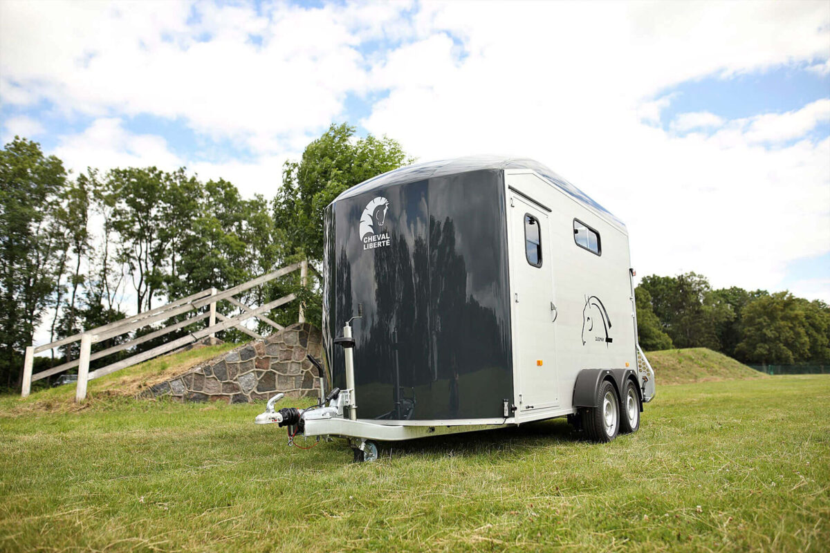 Cheval Liberté Maxi 2 · Anhaenger Engler